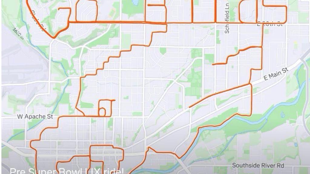 Mountain biker in New Mexico draws Eagles logo, spells out "Go Birds ...