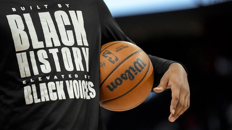 Vallejo rapper LaRussell builds collective to uplift his community