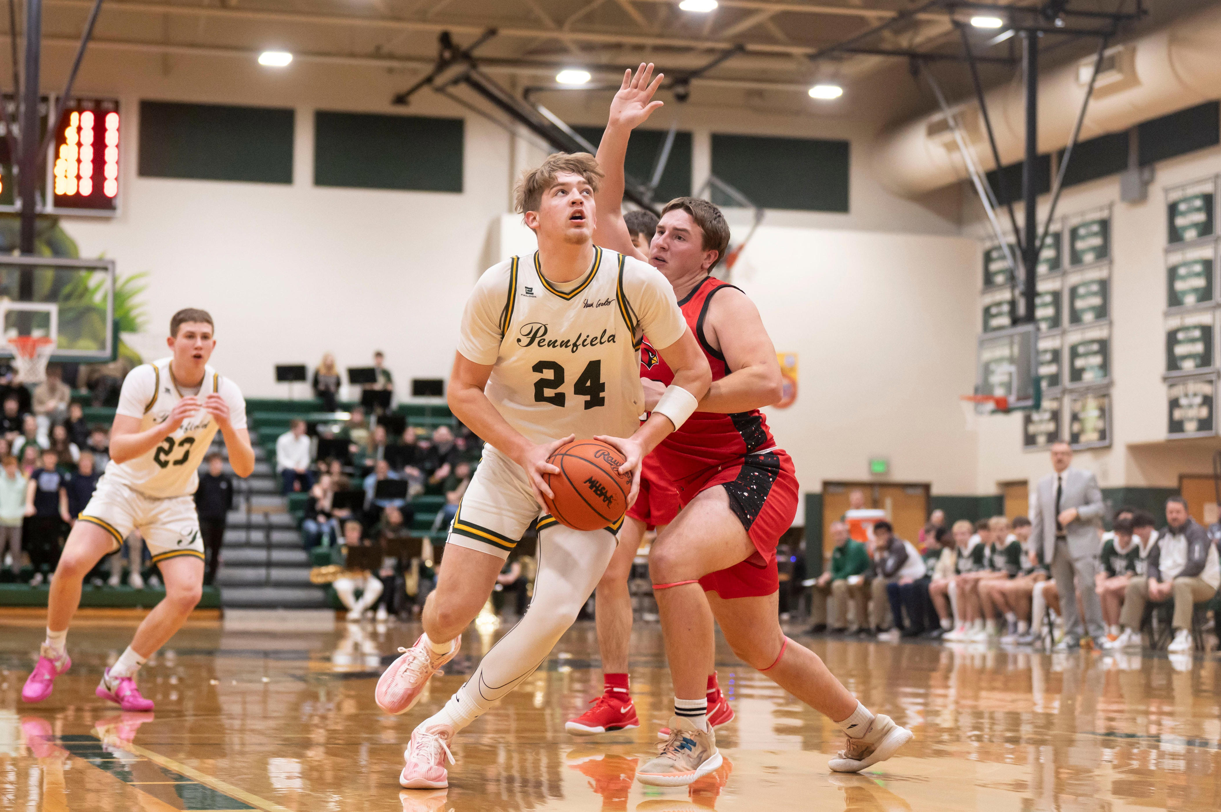 Pennfield puts first-place Coldwater on ice as conference race and ...