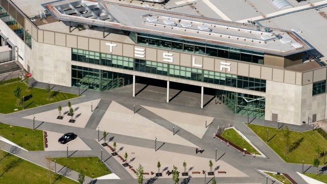 Tesla achieves major feat on quest to deliver next-gen update to iconic ...