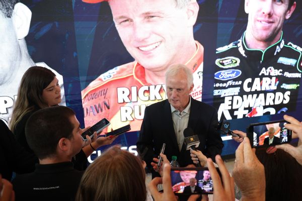 Ricky Rudd, Carl Edwards inducted into NASCAR Hall of Fame