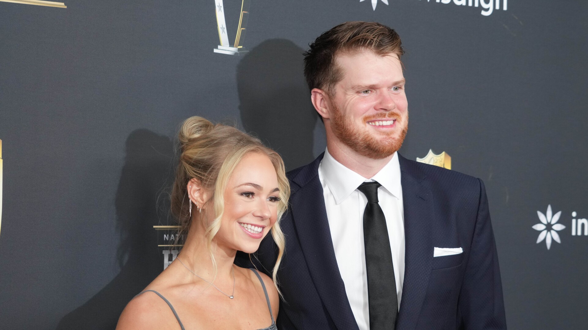 Fifteen of 50 AP voters ignored the effort to keep Sam Darnold off the ...