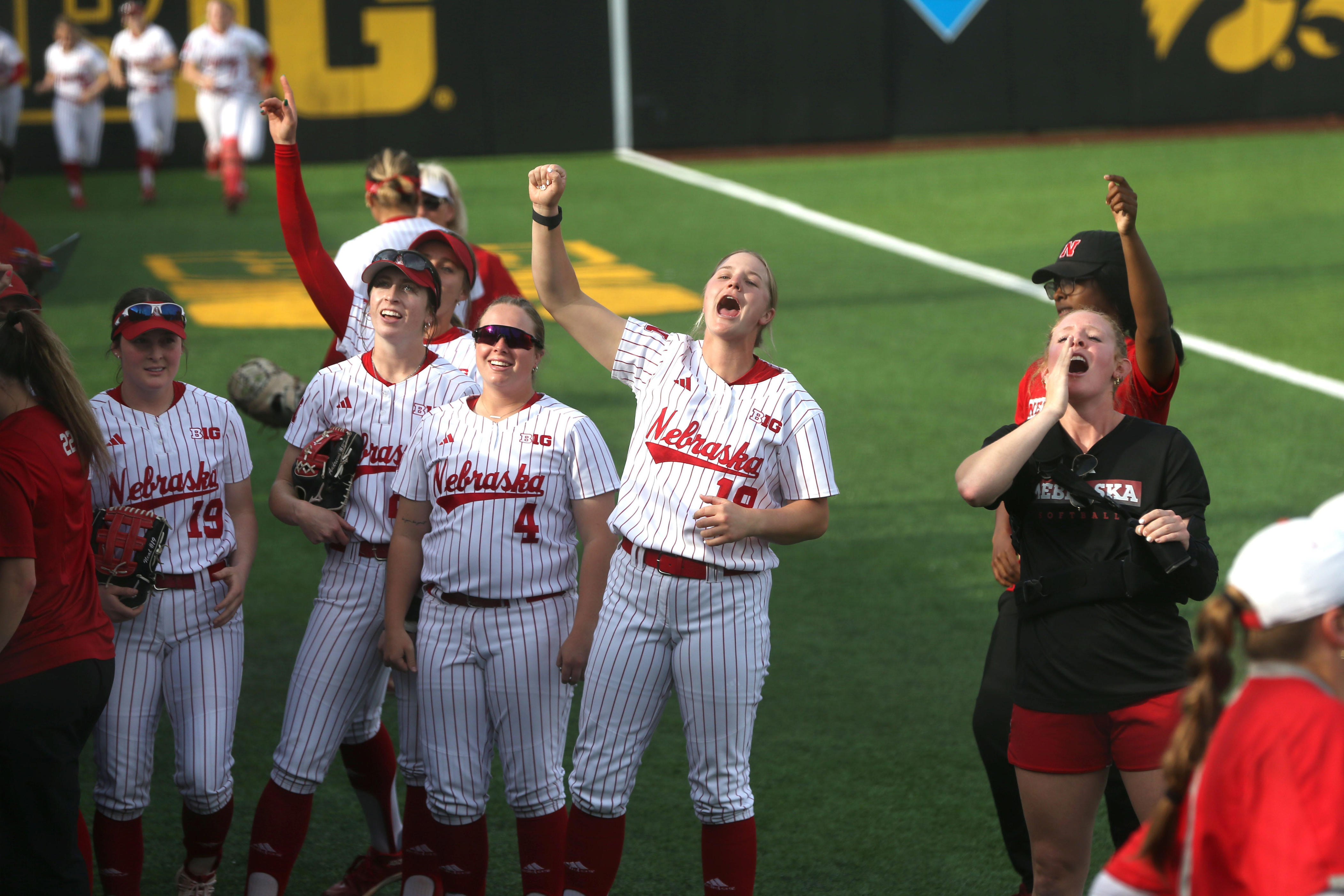 Nebraska softball dominates in doubleheader over Southern Miss and ...