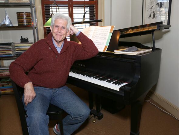 Stage and film legend Tony Roberts, known for working with Woody Allen ...