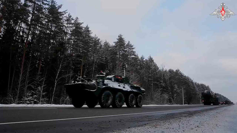 Kementerian Pertahanan Rusia Merilis Video Latihan Peluncuran Rudal ...