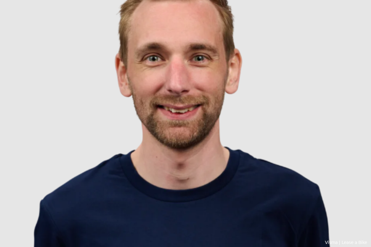 New sprint coach—with strong family ties—hould help Kooij and Visma ...