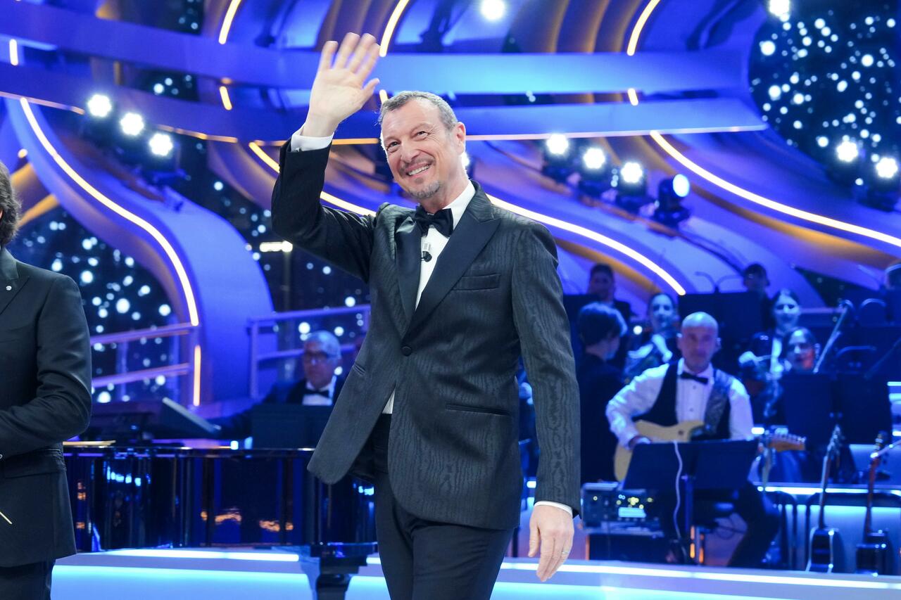 Amadeus stasera a C'è Posta per Te, chi è? Età, dove vive, malattia ...