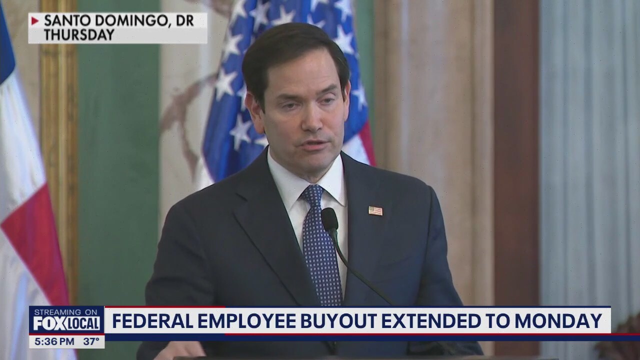 Federal employee buyout extended to Monday