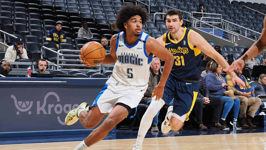 Orlando Magic Sign Ethan Thompson to Two-Way Contract