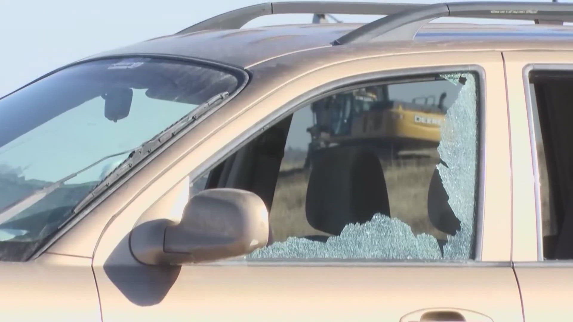High winds blow out car windows in southern Colorado