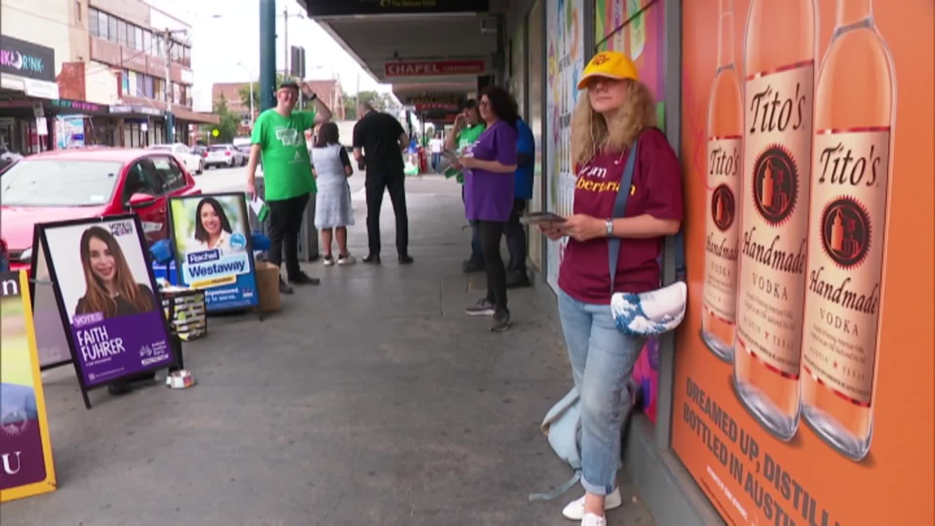 Victorian by-elections see voters to head to polls in Prahran and Werribee