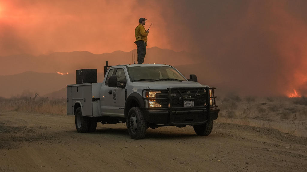 Sen. Schiff warns federal hiring freeze could impact thousands of ...