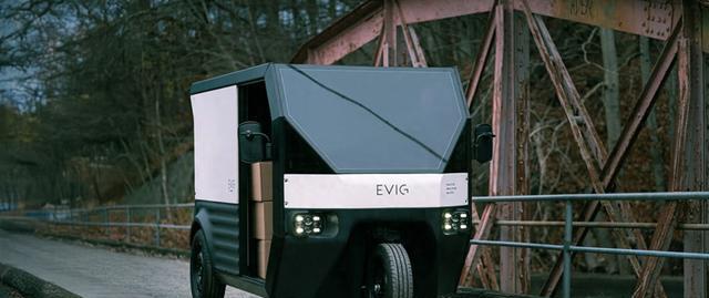 装了太阳能板，好似装甲车的Clean Motion EVIG太阳能三轮电动车