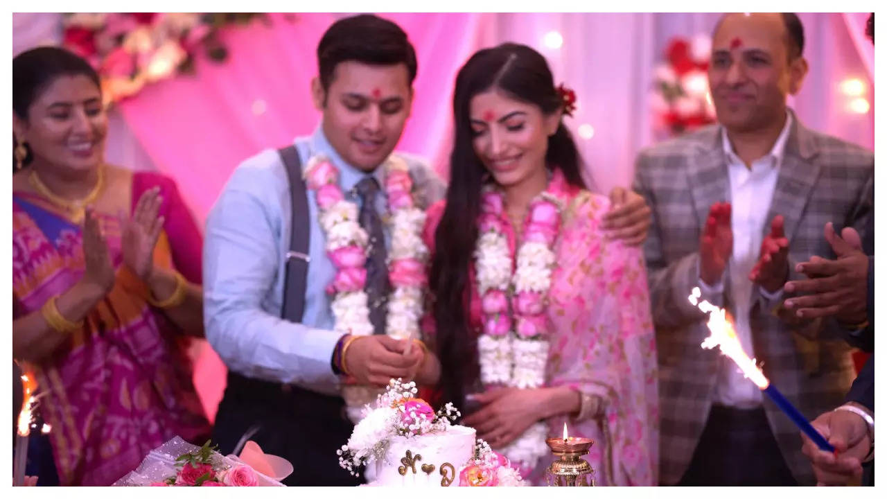 Baal Veer actor Dev Joshi shares some unseen photos from his engagement ...