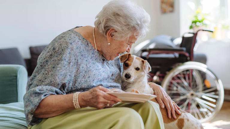 Umzug schwierig: Alte Menschen besetzen erschwinglichen Wohnraum