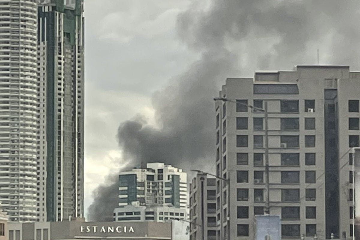 Fire breaks out in residential area in Pasig