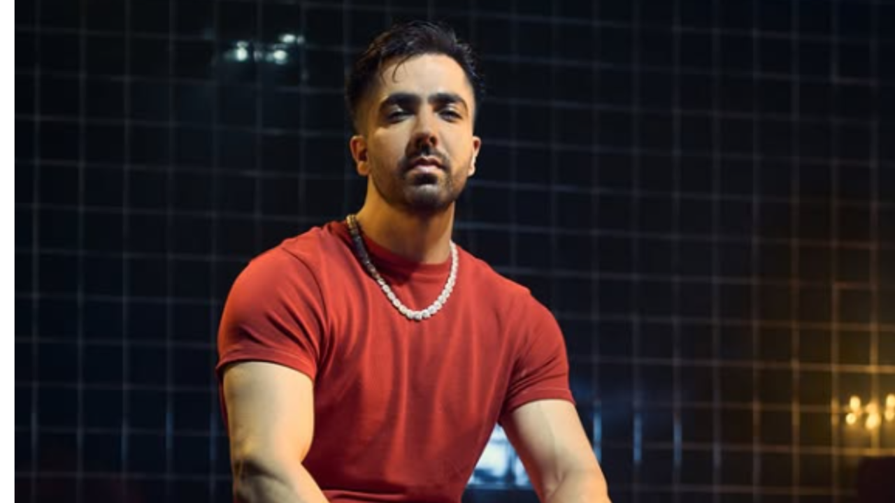 Harrdy Sandhu Detained By Chandigarh Police Mid-Performance, Attendees ...