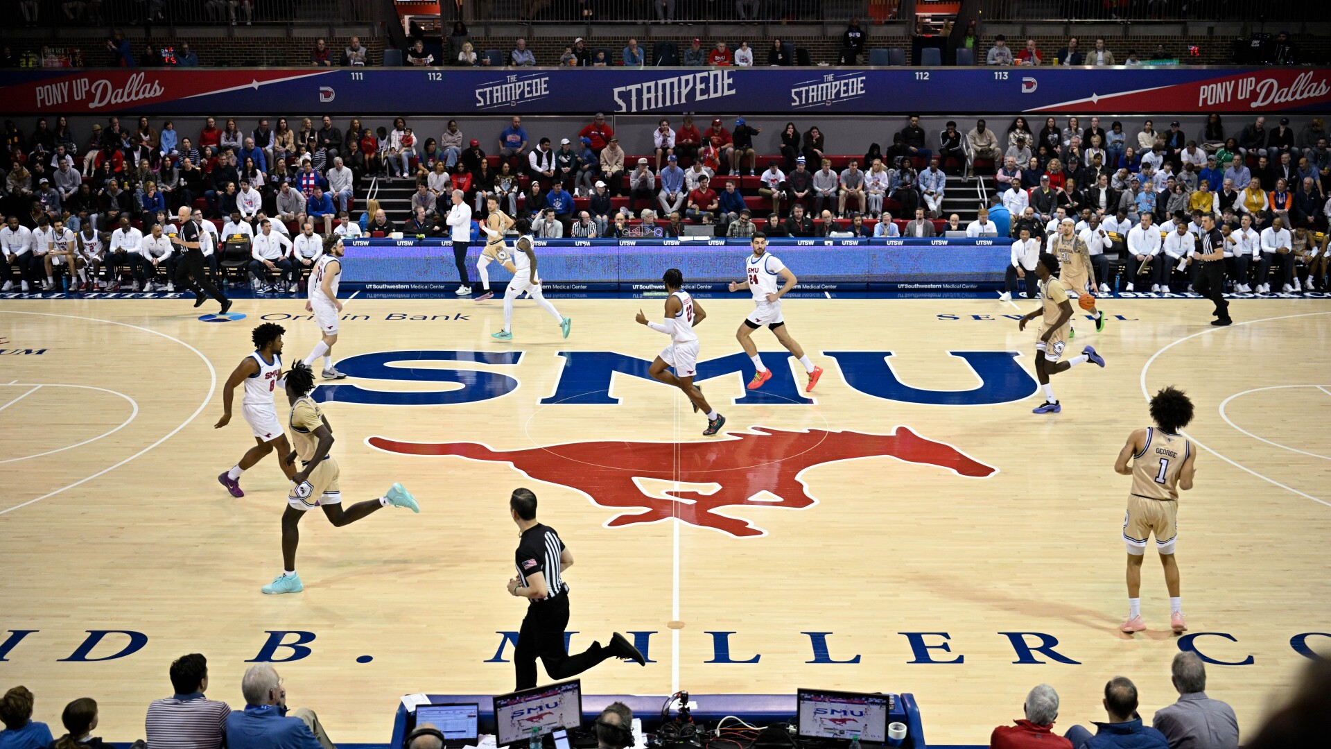 Rick Hart stepping down as SMU athletic director after 13 years that ...