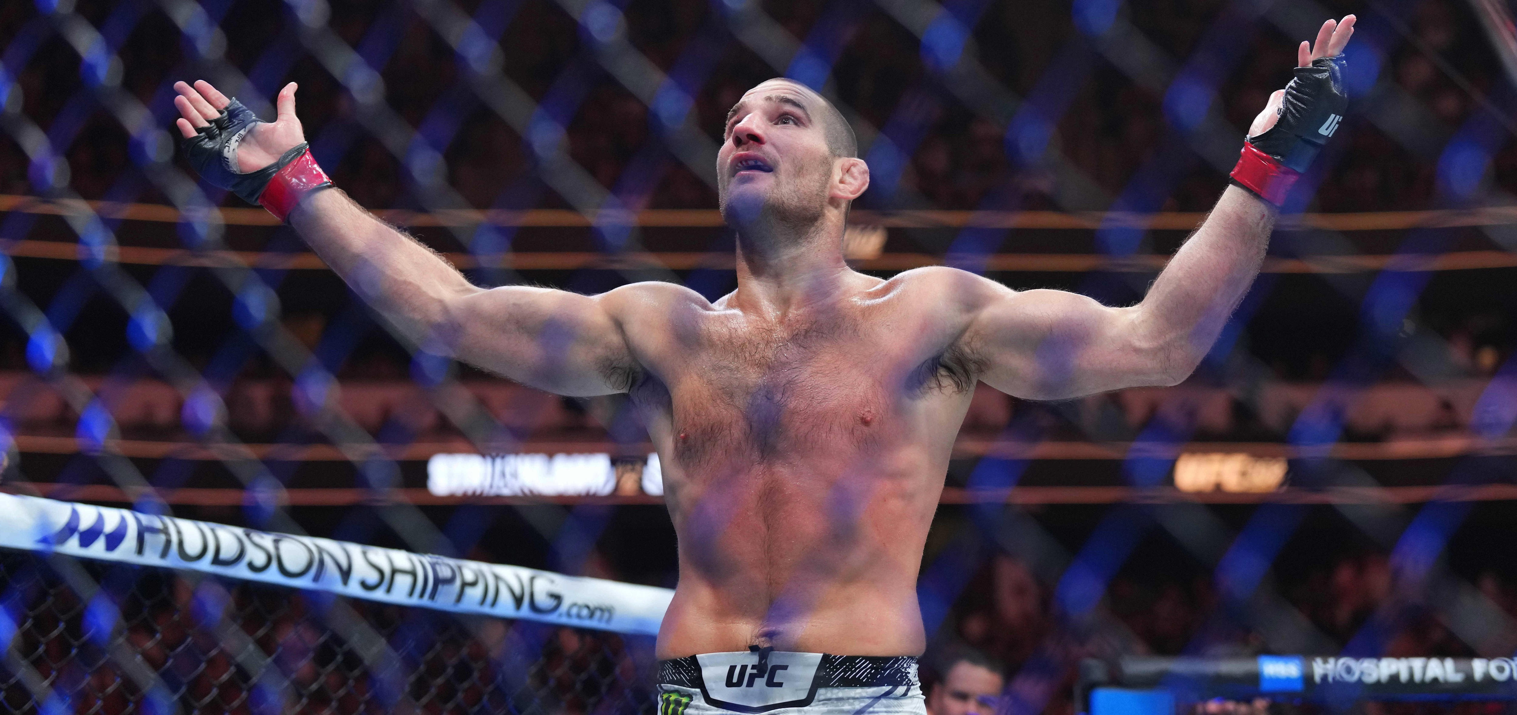 UFC 312: Du Plessis vs. Strickland odds, picks and predictions