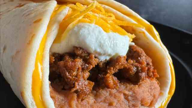 Taco Bell Beefy 5-Layer Burrito Recipe
