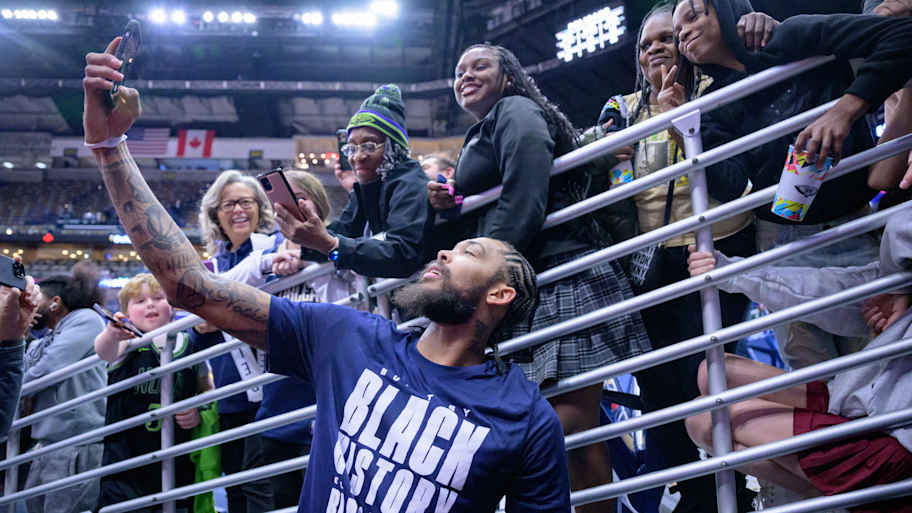 When will Brandon Ingram make his debut with the Toronto Raptors?