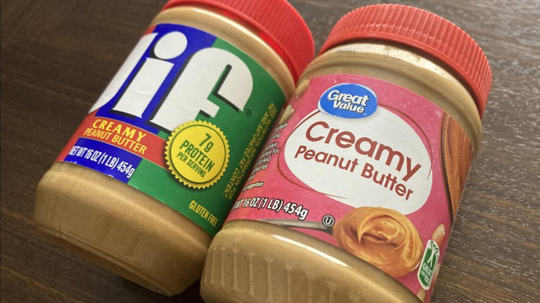 Great Value Peanut Butter Vs Jif Peanut Butter: Is It Worth Paying More ...
