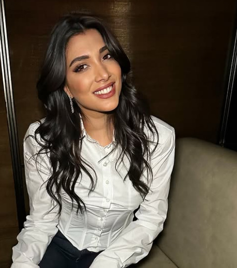 Simona Guatieri a Verissimo, chi è la modella? Età, carriera, figli, i ...