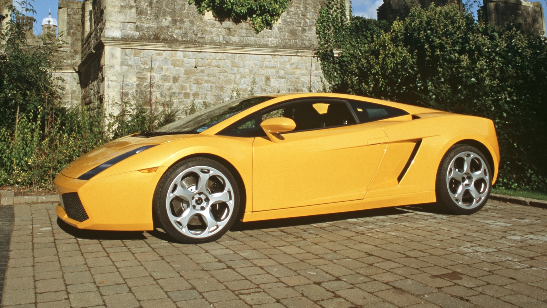 5 Cars From the 2000s That Are Worth a Lot of Money