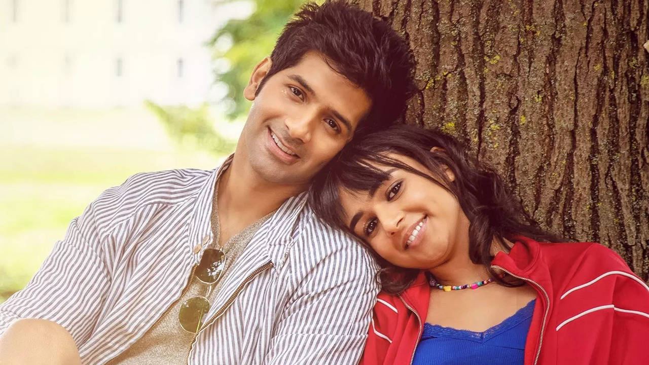 Bobby Aur Rishi Ki Love Story Trailer: Kunal Kohli Takes Us Back To Hum ...