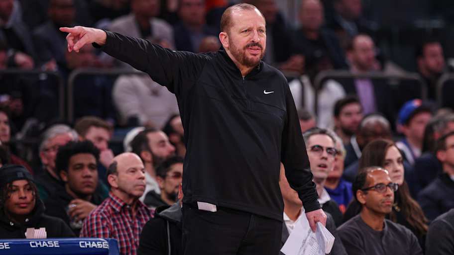 Knicks Coach Comfortable with Roster After Quiet Deadline