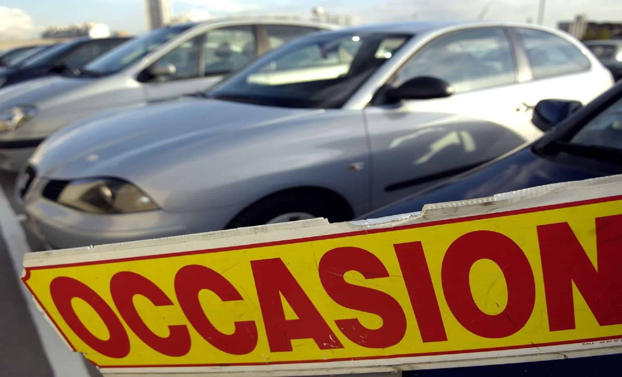 Importation de véhicules de moins de 5 ans en Algérie : qui en a le droit