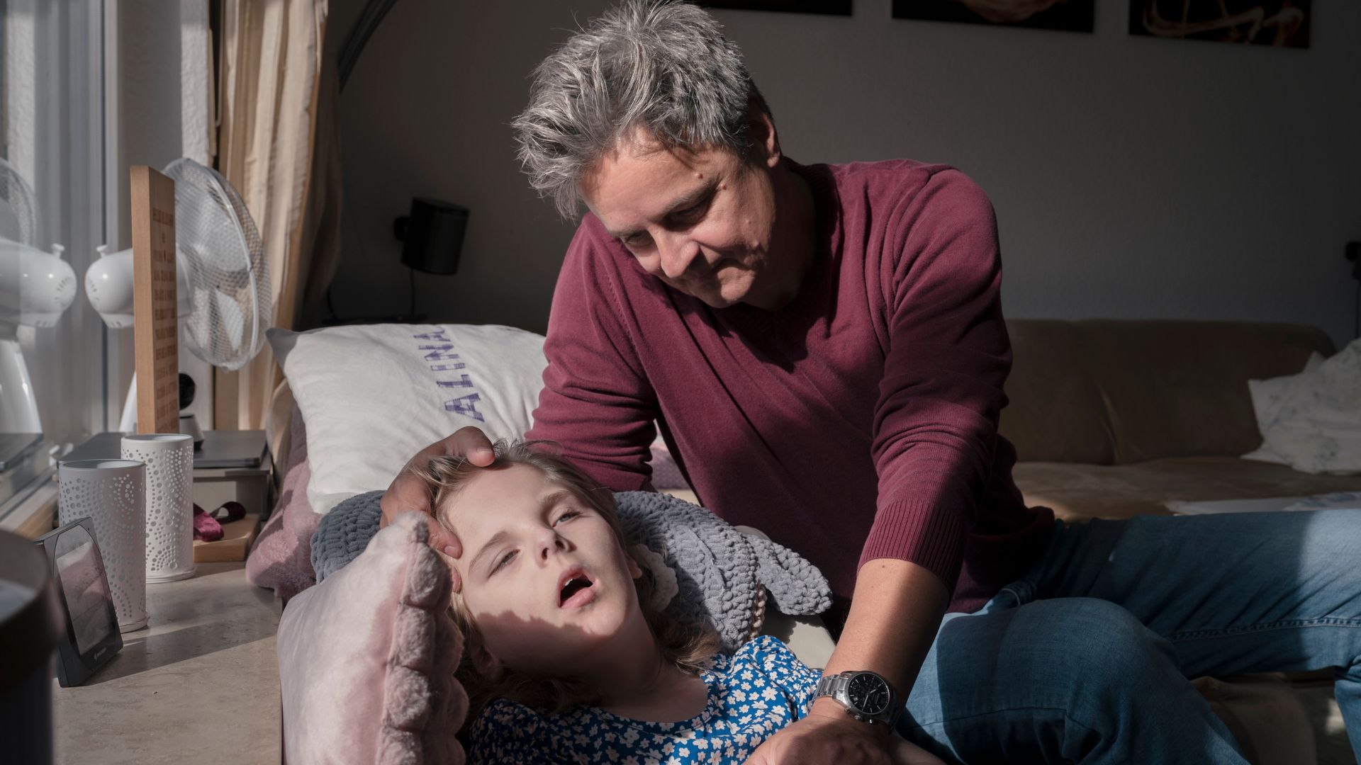 Pflege: Können pflegende Angehörige endlich auf Lohnersatz hoffen?