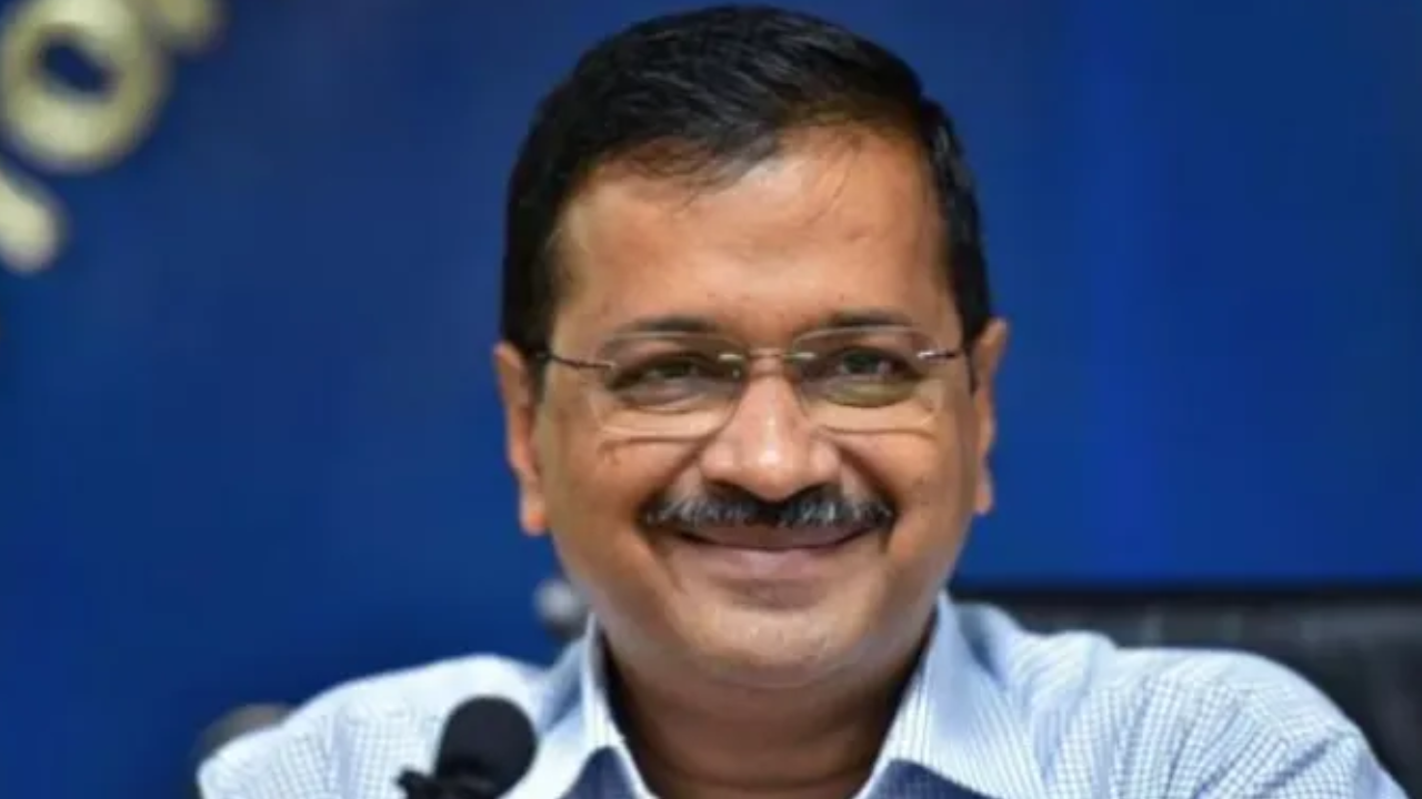 Arvind Kejriwal: Delhi's ballpoint and muffler 'aam aadmi' who penned a ...