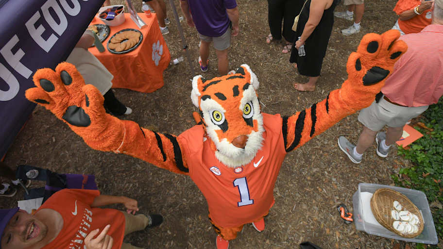 Clemson Embraces Pro Model, Hires NFL Scout for NIL Roster Management