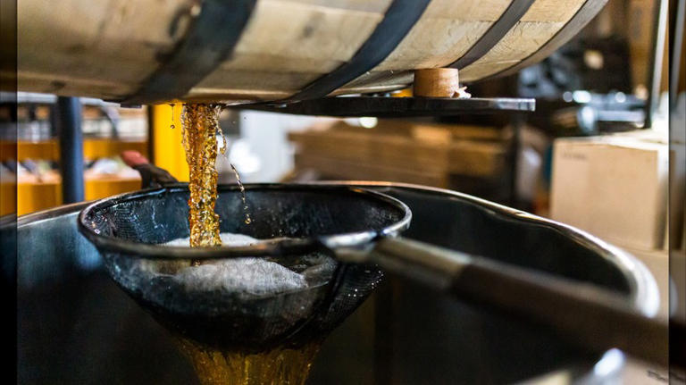 Whiskey Vs Whisky: What's The Difference?