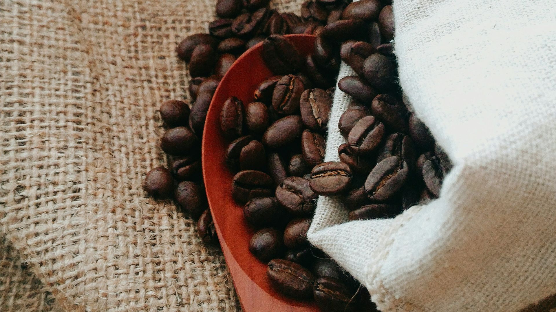 20 Ways You Can Spruce Up Your Morning Cup Of Coffee