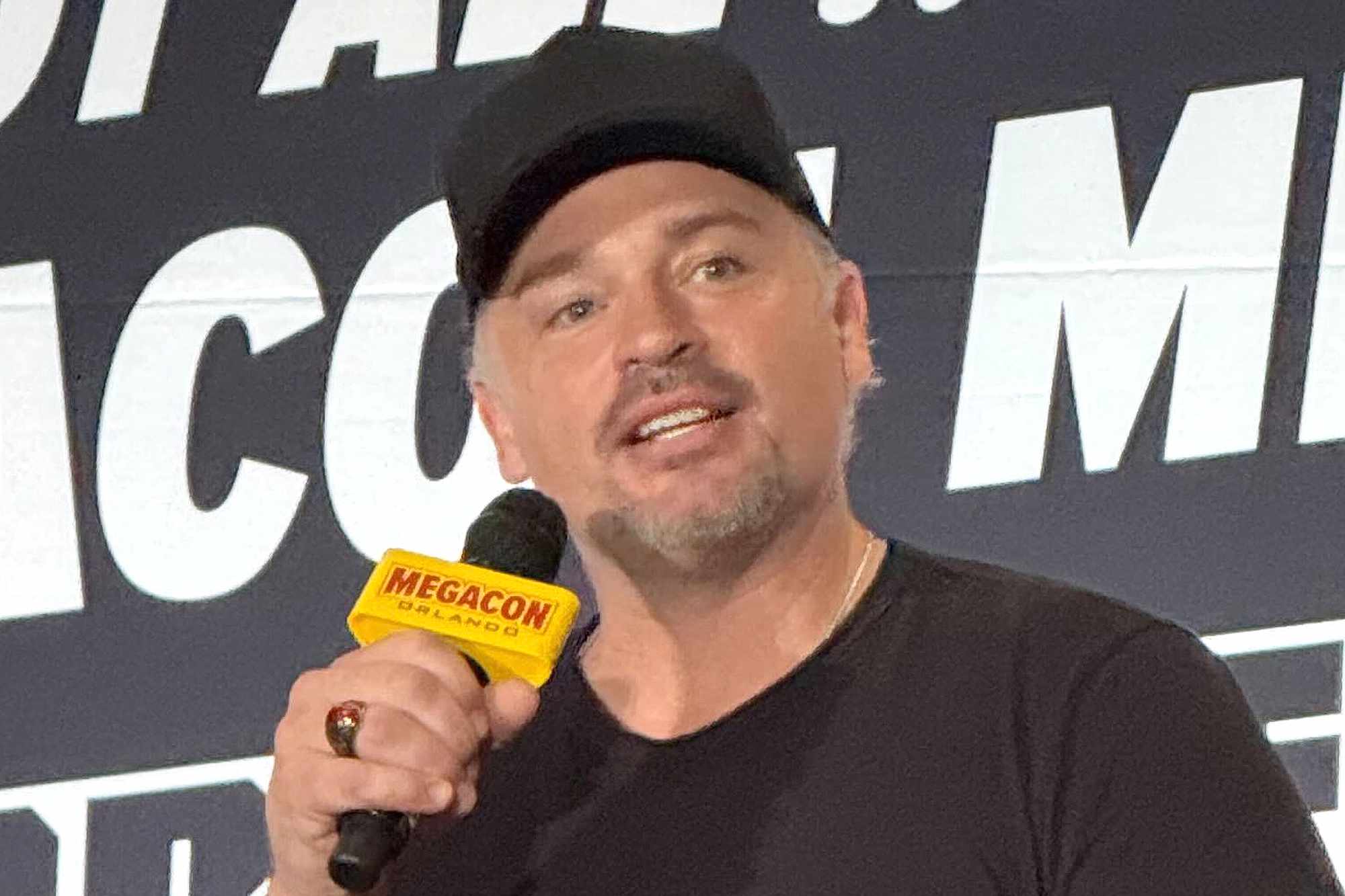 Tom Welling Makes First Appearance Following DUI Arrest at MegaCon 2025