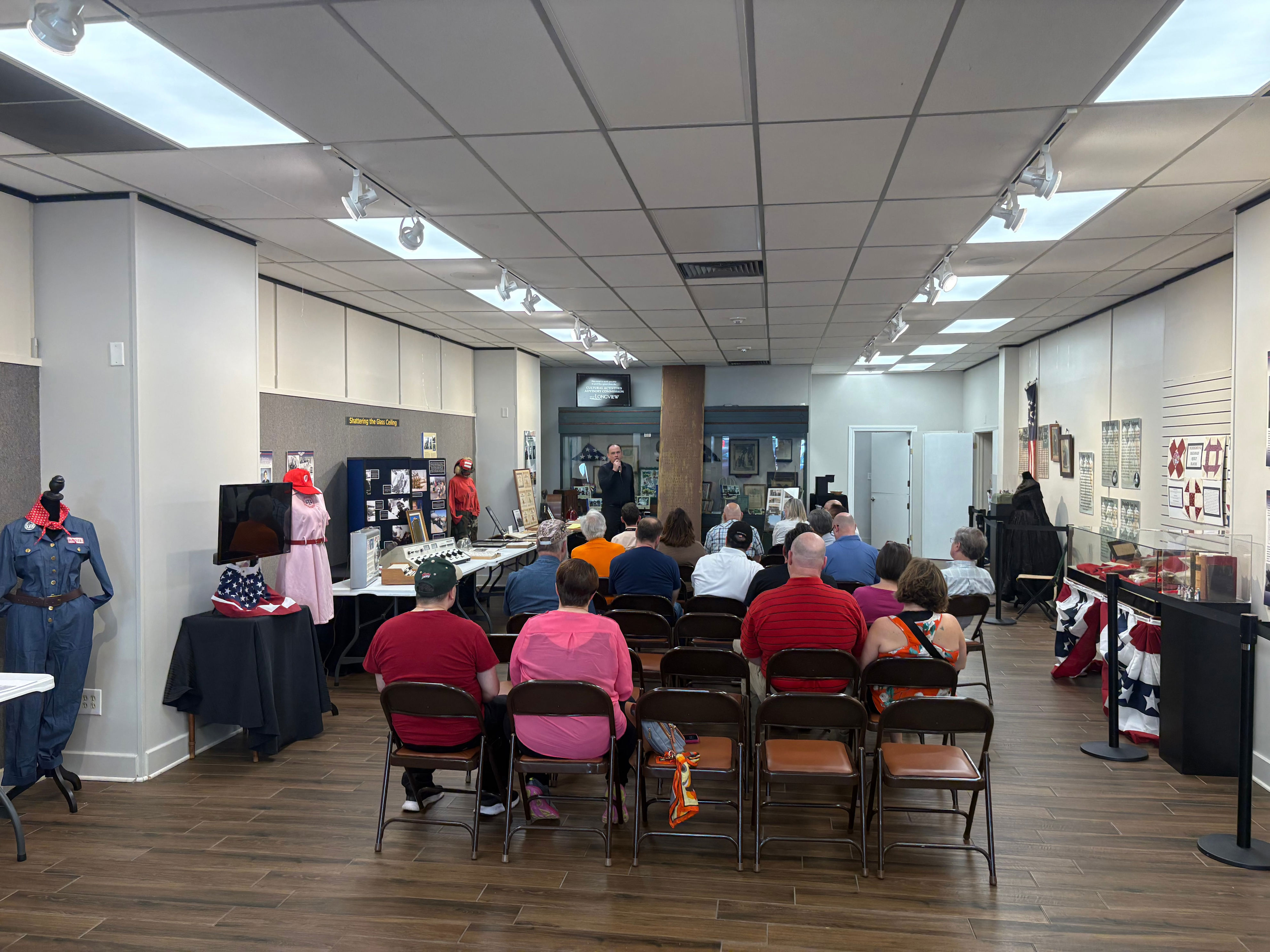 Longview radio station celebrates 90 years on air