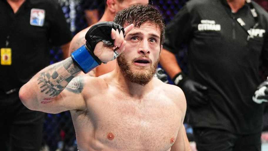 Ilia Topuria's brother Aleksandre impresses with debut victory at UFC 312