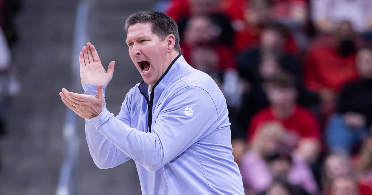 Clemson pulls off upset of No. 2 Duke, hand Blue Devils first ACC loss ...