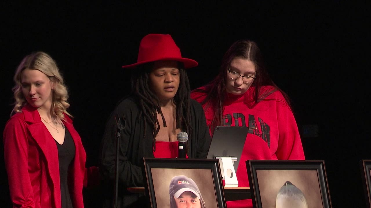 Family mourns at Independence fire victims' 'breathtaking' service