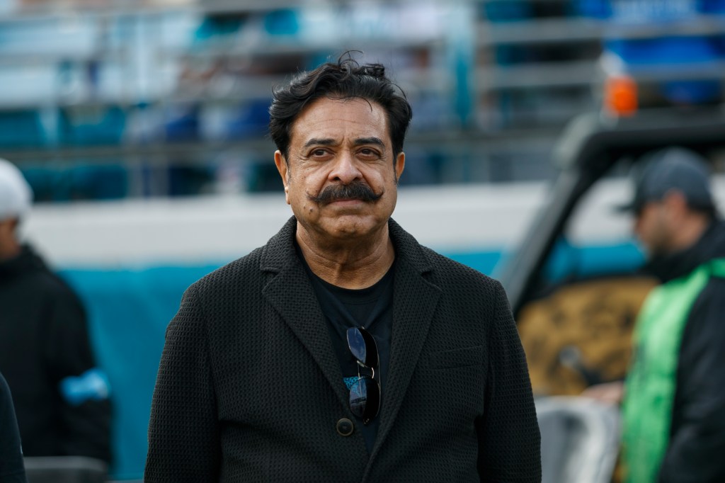 Jaguars owner Shad Khan’s insane $360M megayacht steals the show before ...