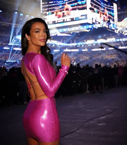 WWE Interviewer Jackie Redmond Reveals Why She Sticks to Interviewing ...
