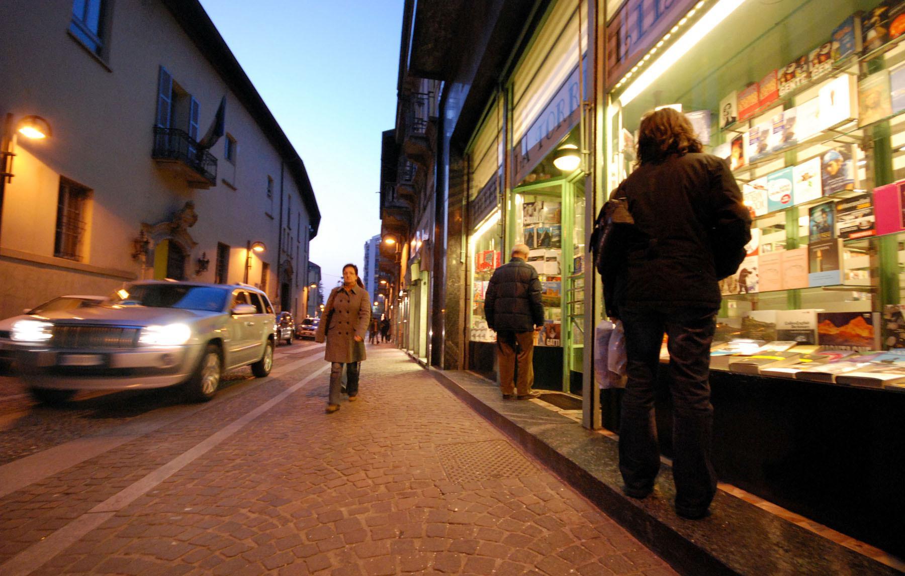 C’è vita fuori dalla città . Il centro di Merate muore