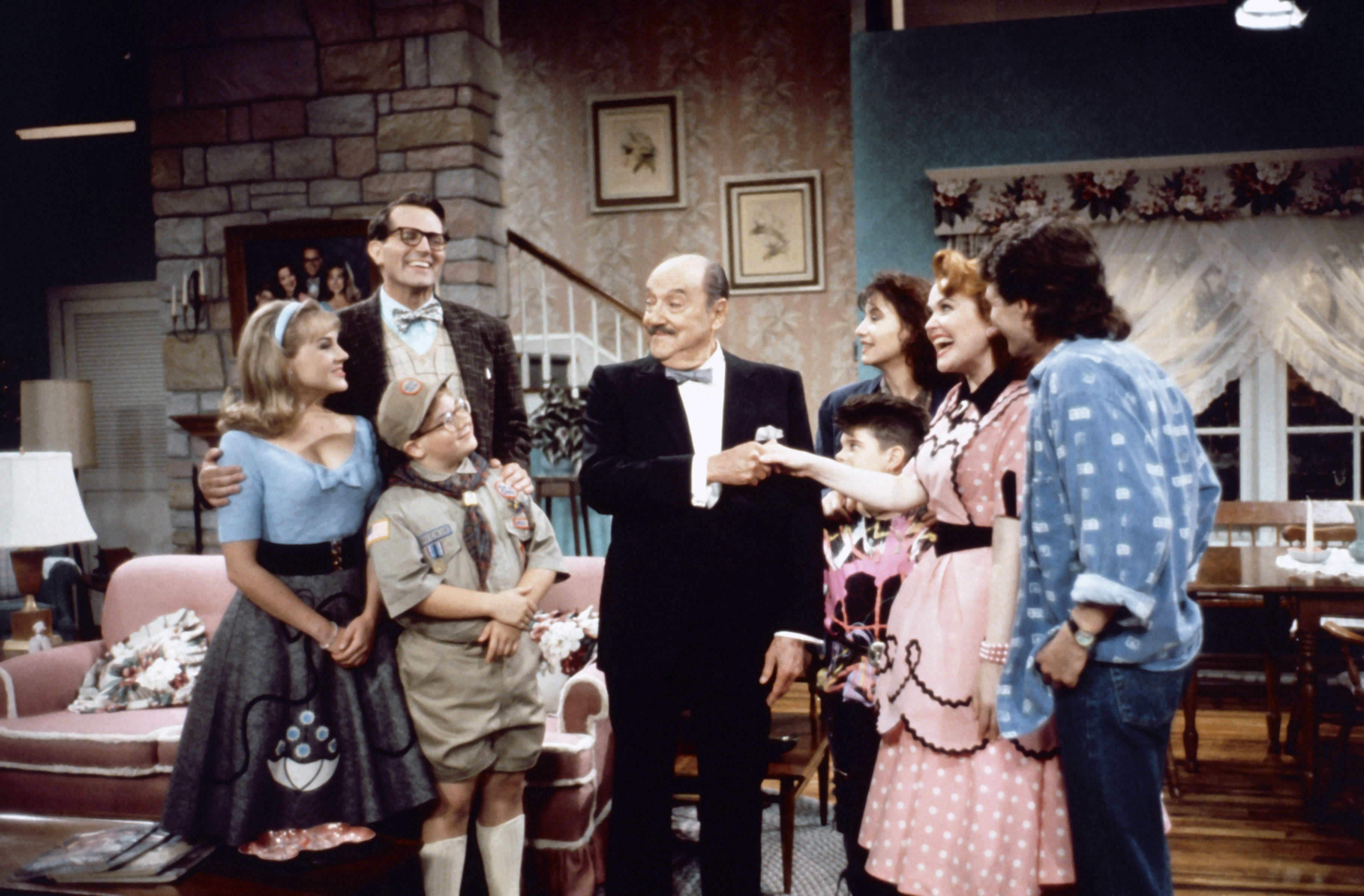 17 TV Shows With Shockingly Bad Premises That'll Have You Wondering Who Green Lit Them