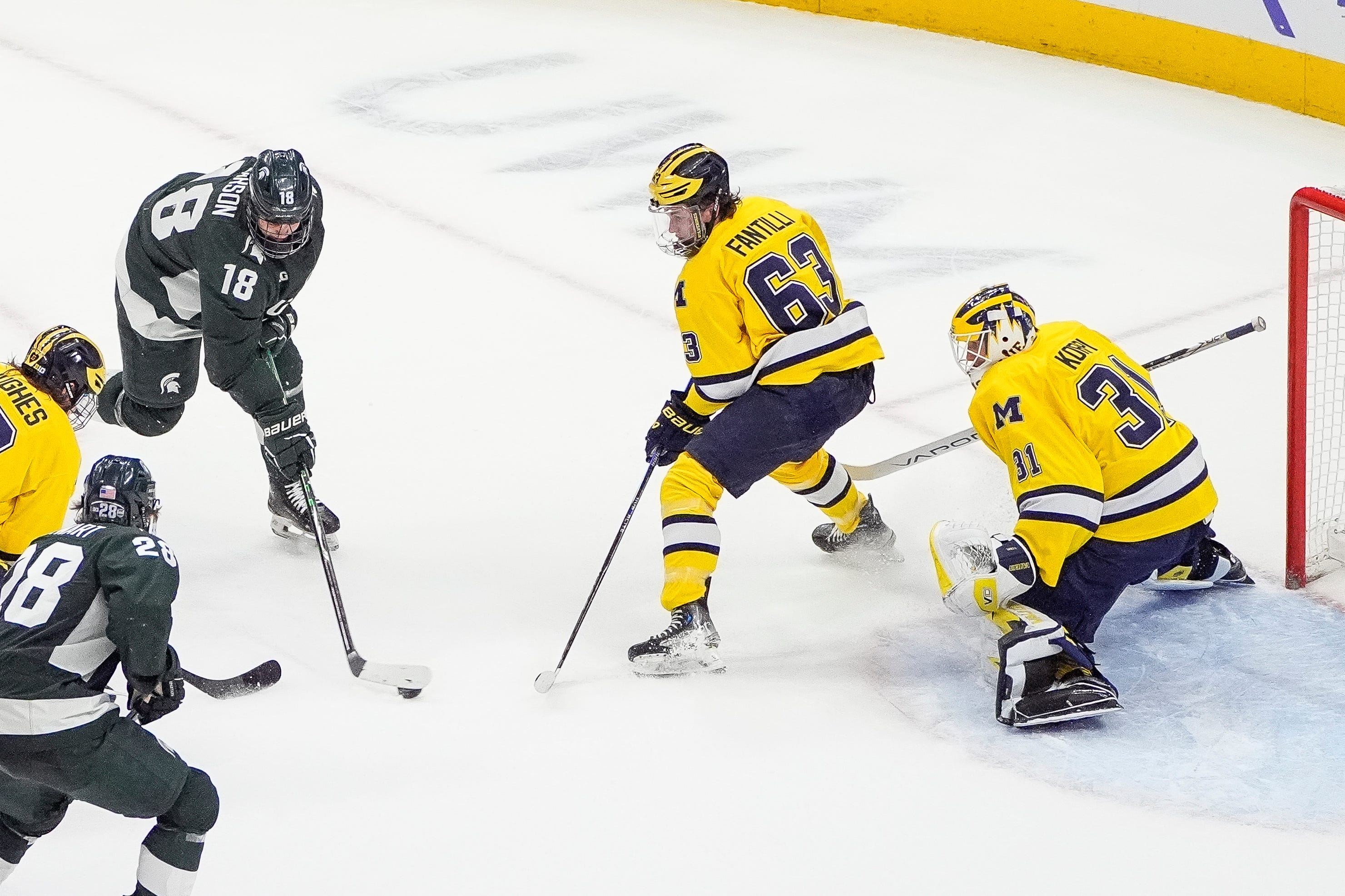 Michigan State hockey wins 'Duel in the D' in dominant fashion over ...