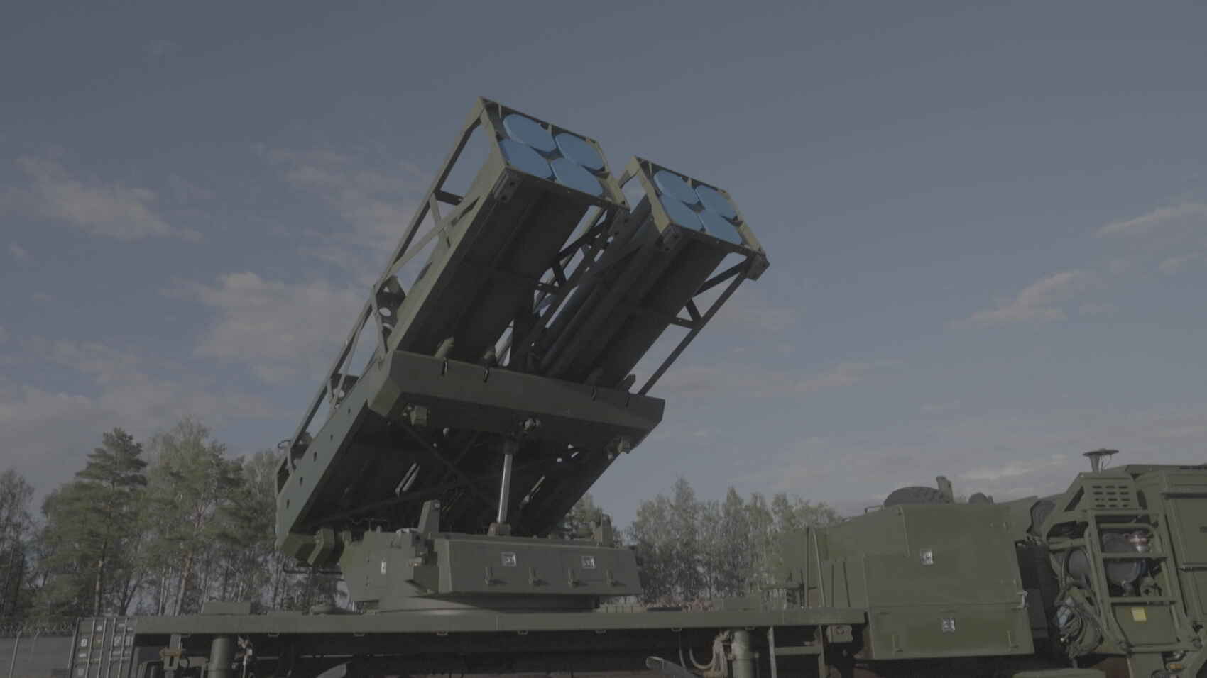 Δεύτερες σκέψεις για την προμήθεια των PULS, εξελίξεις με τα MLRS και ...