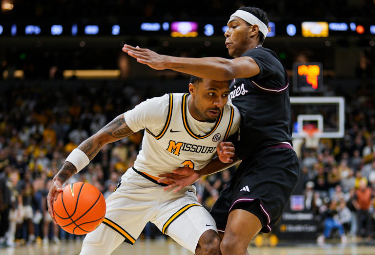 Missouri basketball score: Texas A&M's Wade Taylor IV's late triple ...