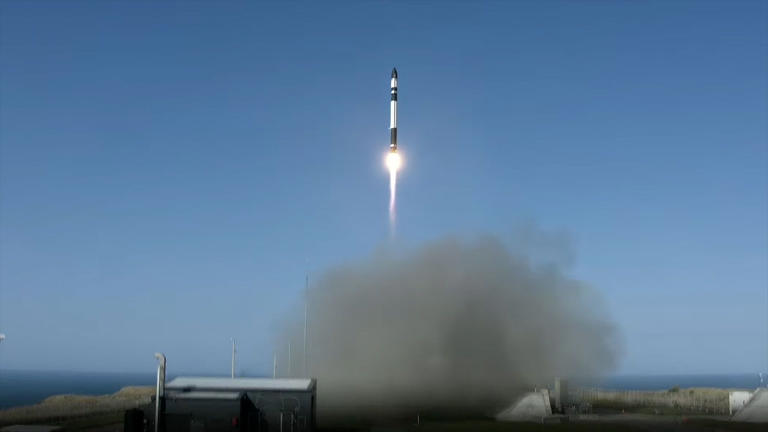 Rocket Lab launching 5 'Internet of Things' satellites on Electron ...