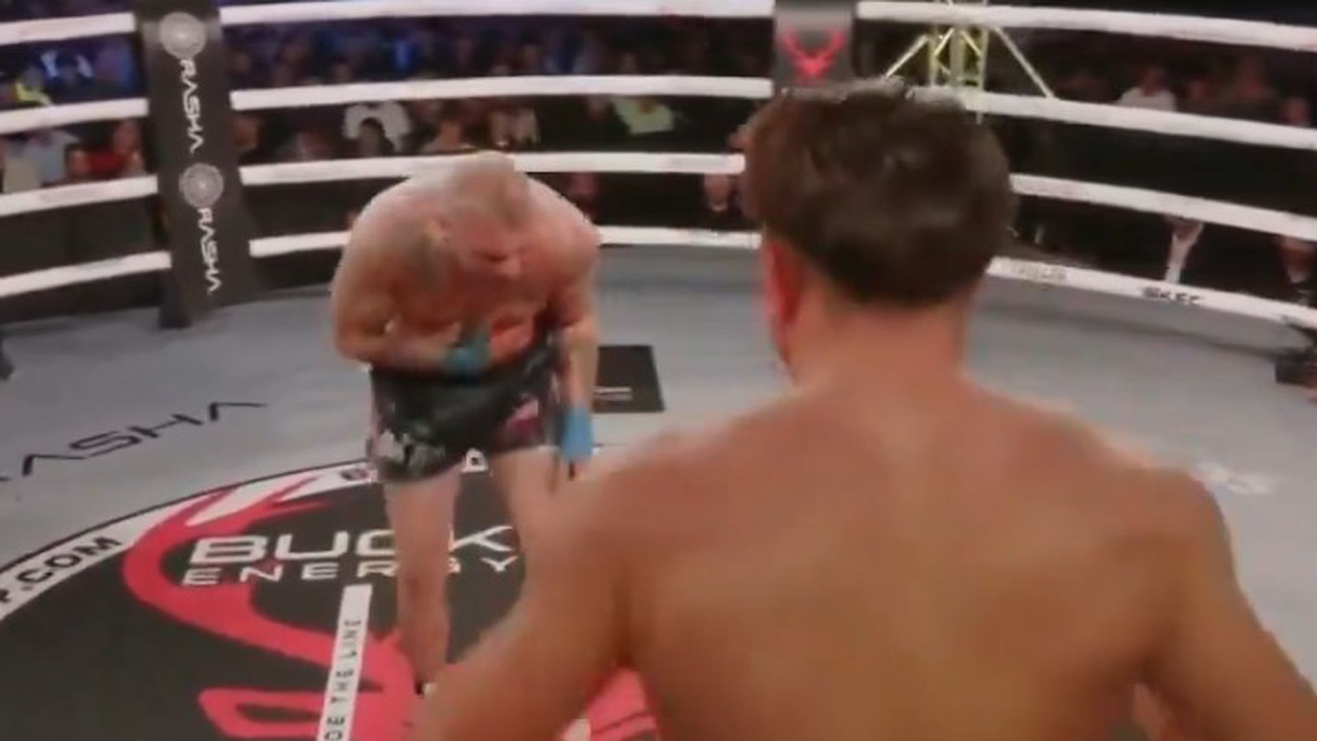 Video! 20-Year-Old Prospect Delivers Brutal Body Shot TKO